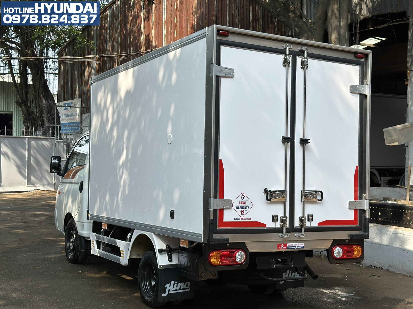 Xe Tải Hyundai H150 1 Tấn Thùng Đông Lạnh | Hino Hồ Chí Minh